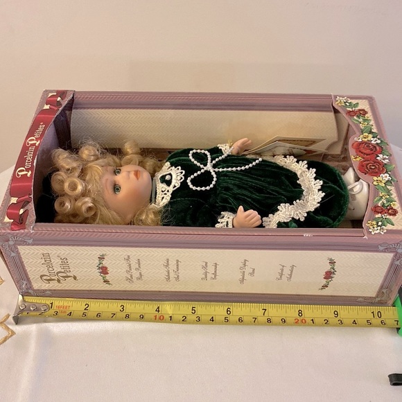 dandee | Toys | Dandee Vintage Collectors Choice Porcelain Doll ...